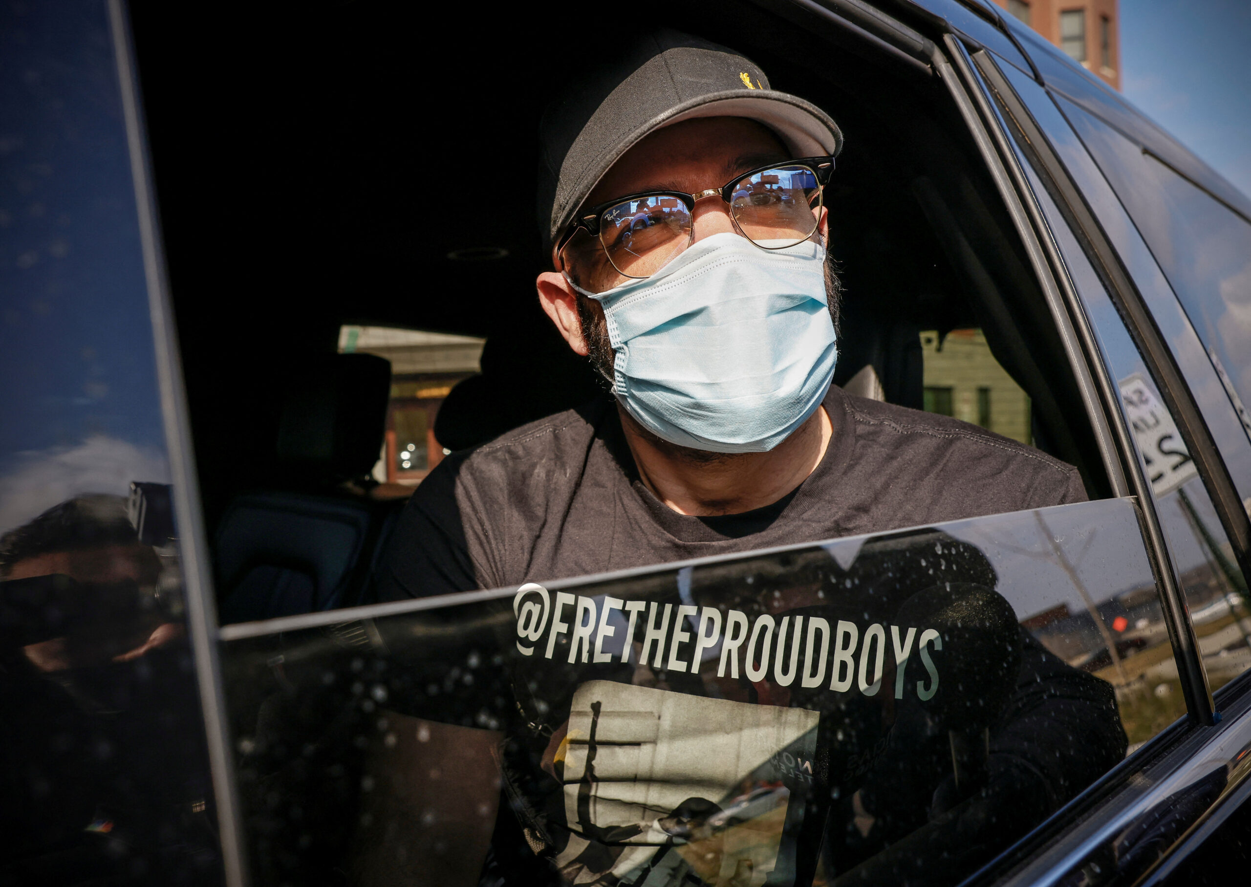 Washington police officer charged over allegedly aiding Proud Boys ...