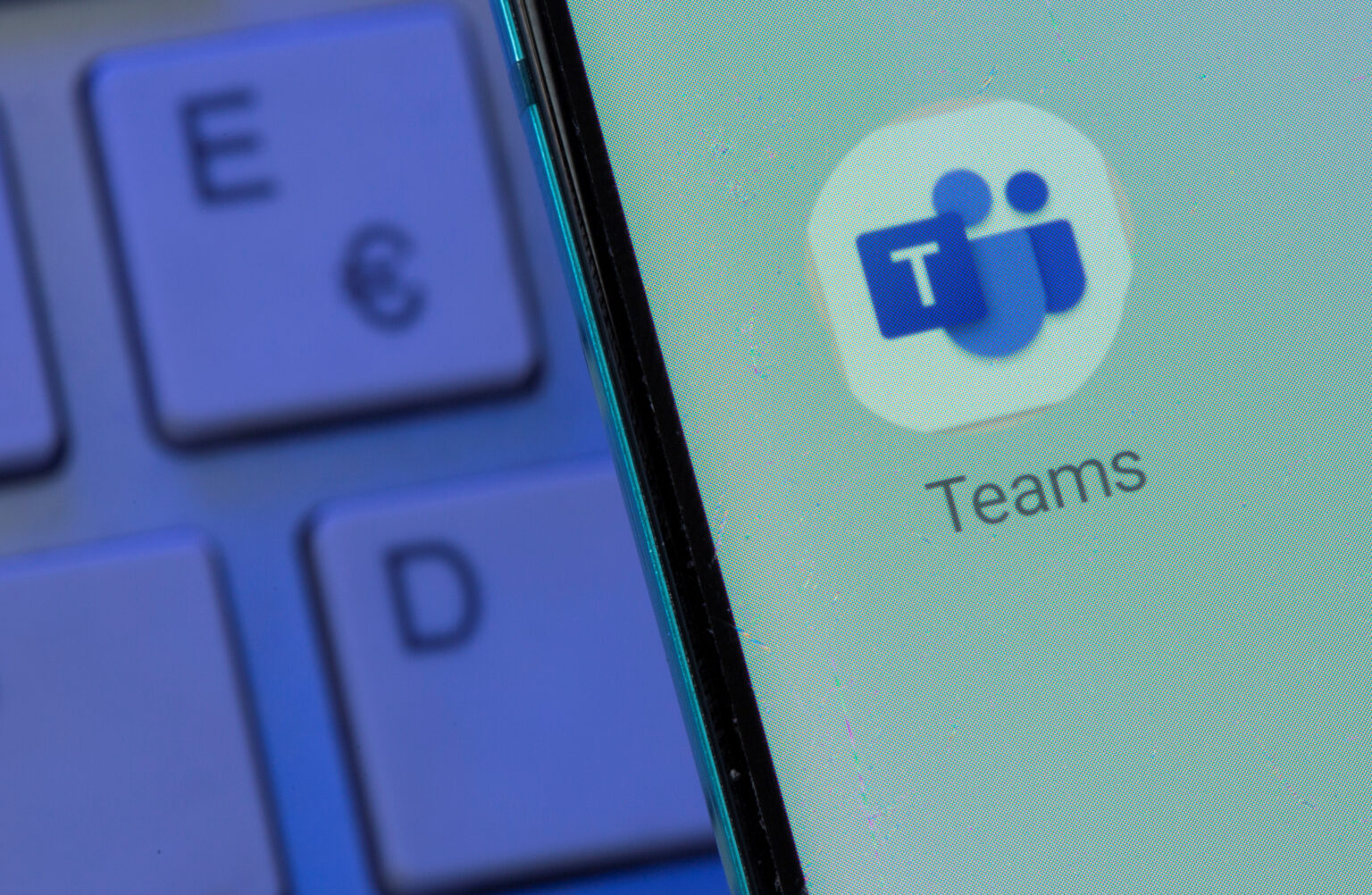 Exclusive-Microsoft to separate Teams and Office globally amid ...