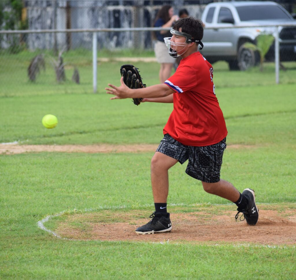 Dolphins rally to beat Ayuyus for 2nd straight win in boys fastpitch ...